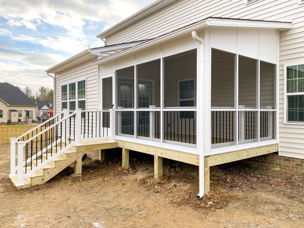 Screen room contractor Northern Virginia